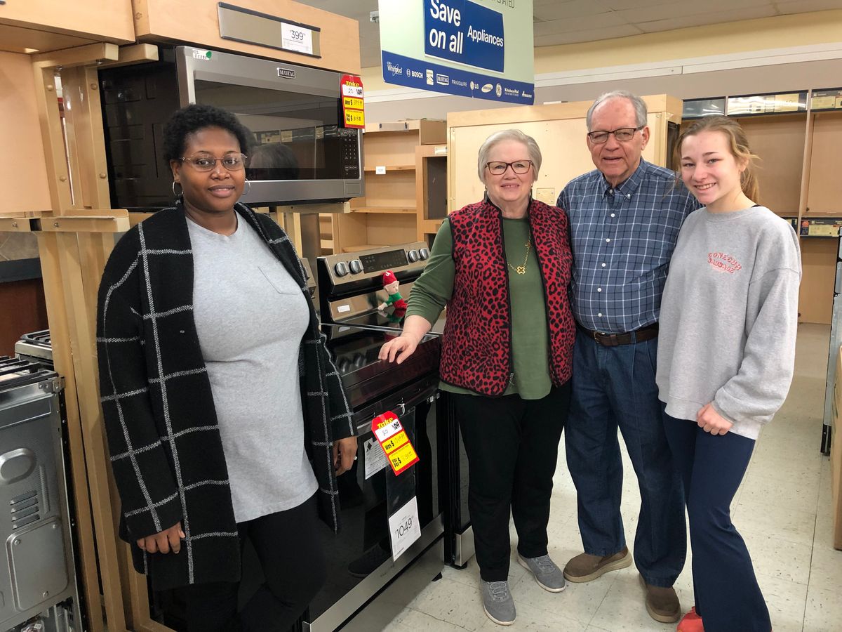 Sears Hometown Store closing after several years