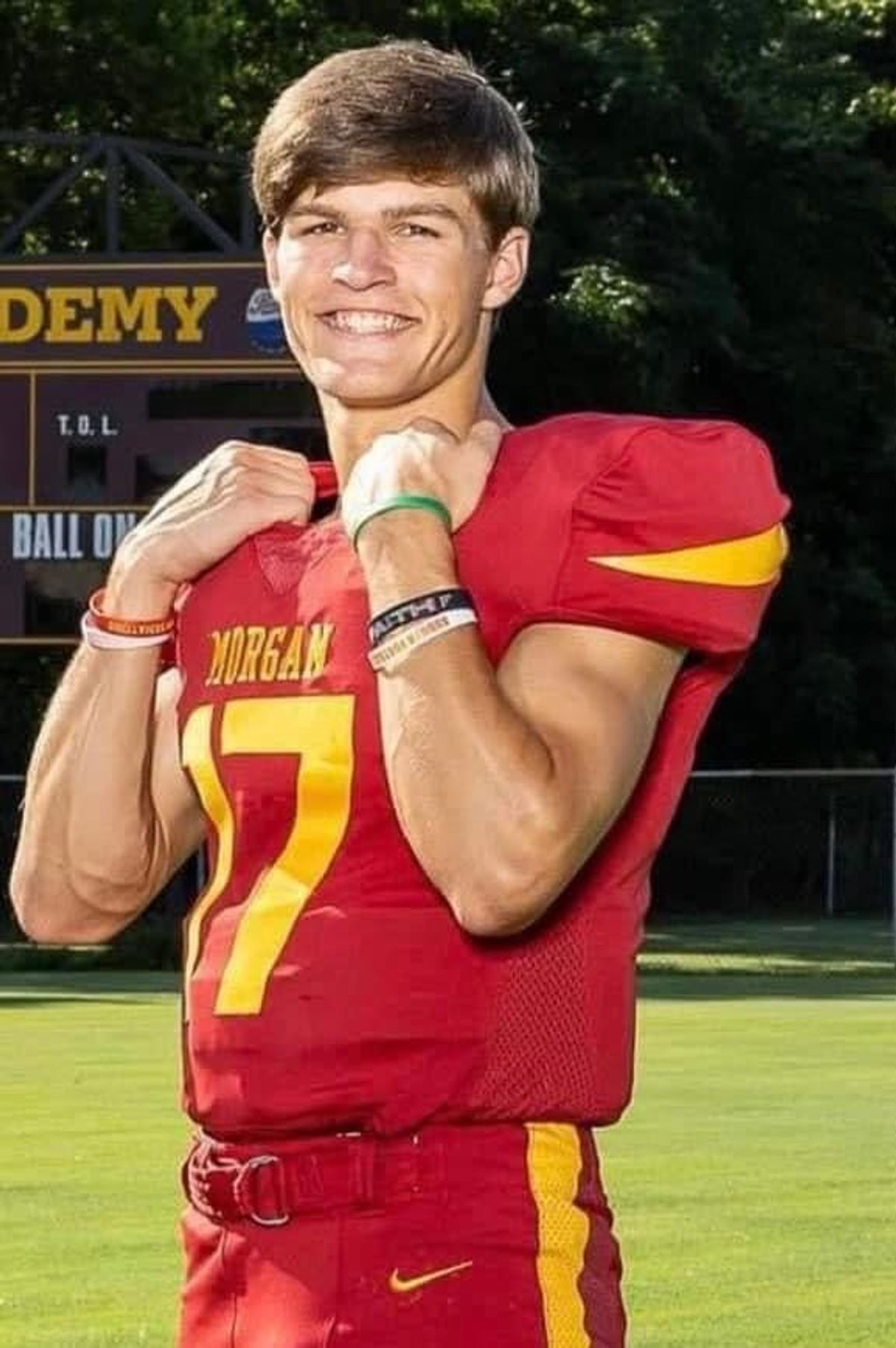 Morgan Academy quarterback dies after critical game injury