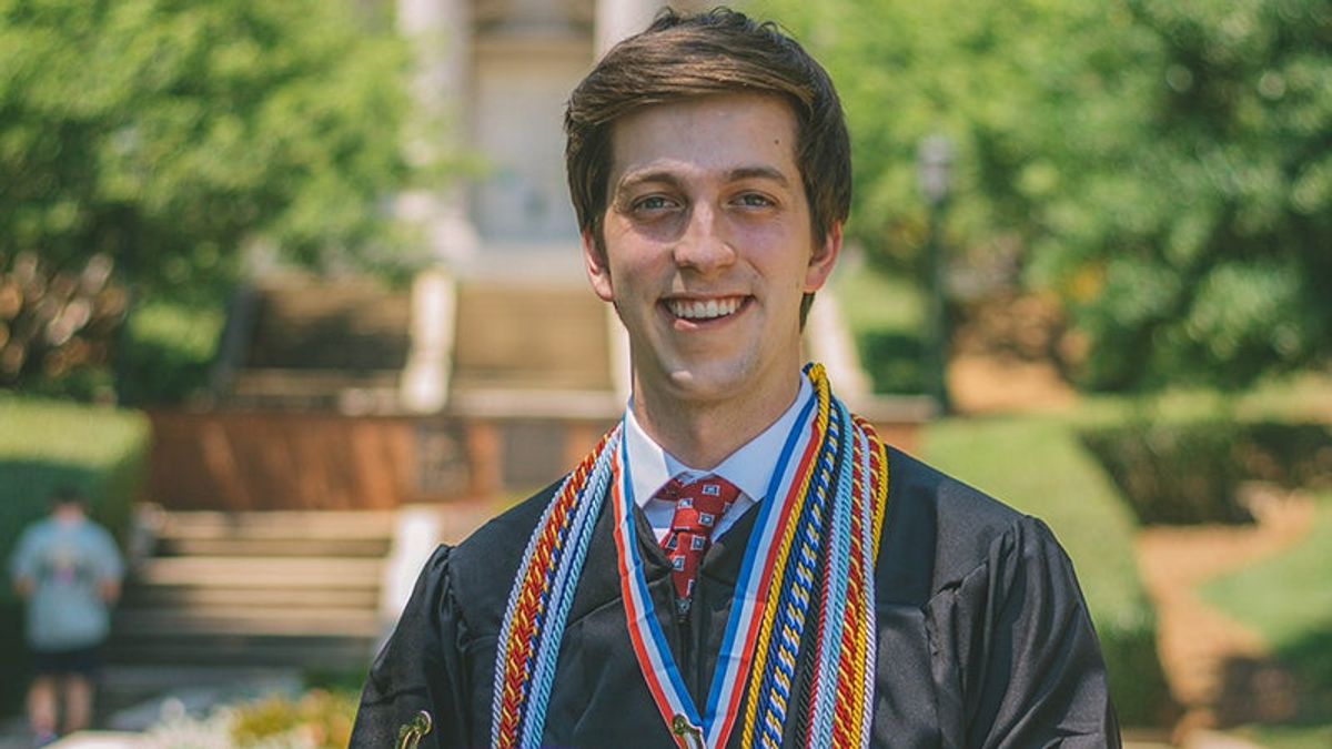 SGA President Rivers honored at Samford