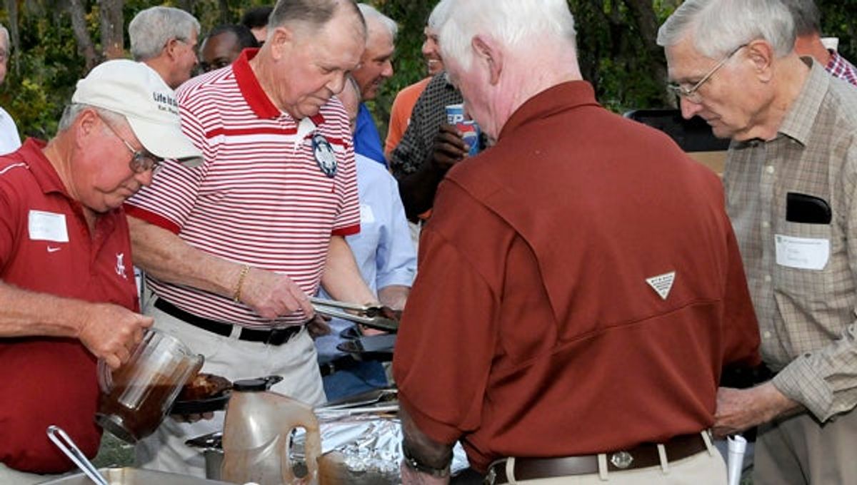 QB Club kicks off season