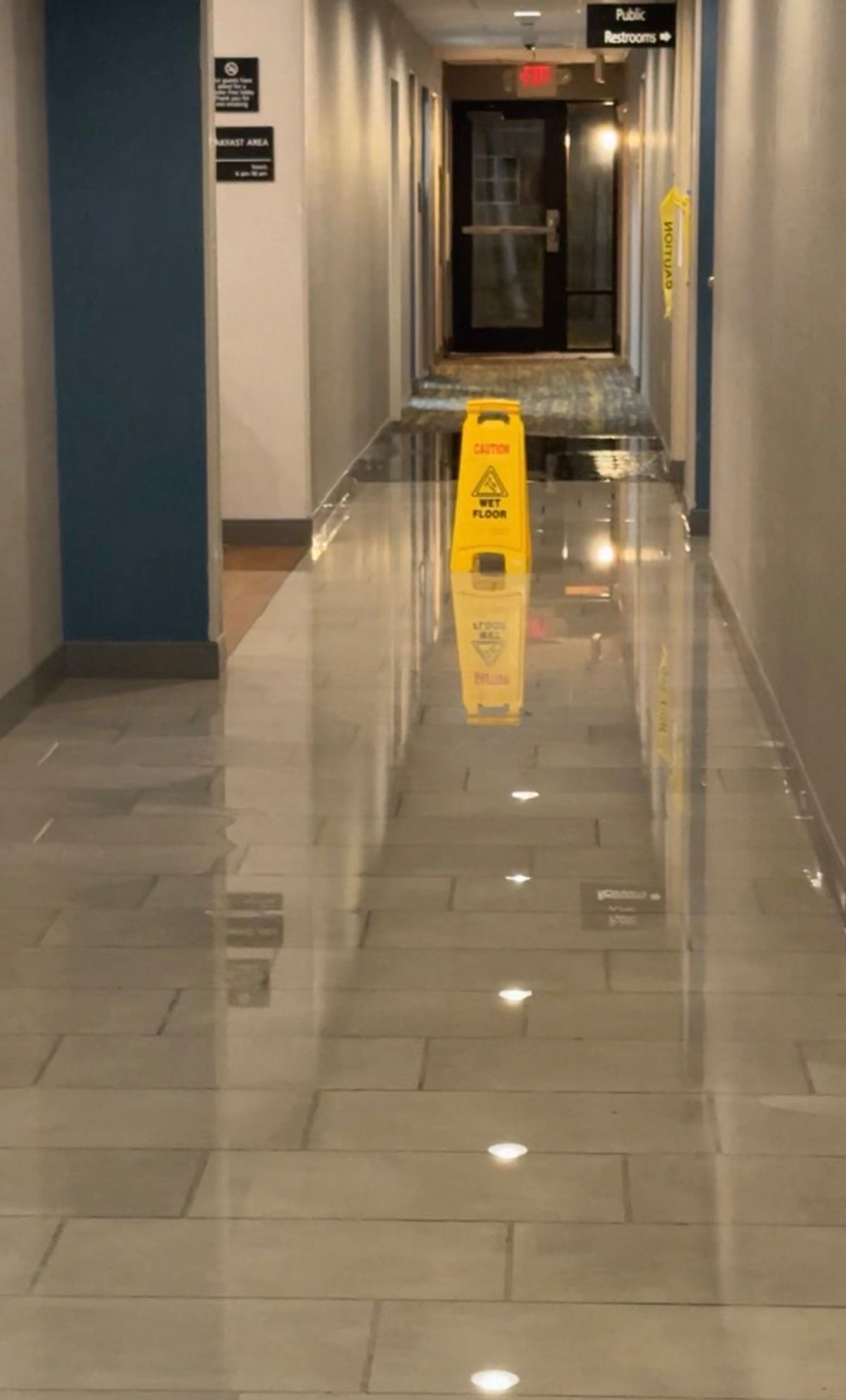 Lift station failure causes sewage flooding at Selma hotel