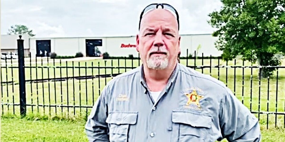 Suspect in custody after shootout, armed robbery near Craig ...
