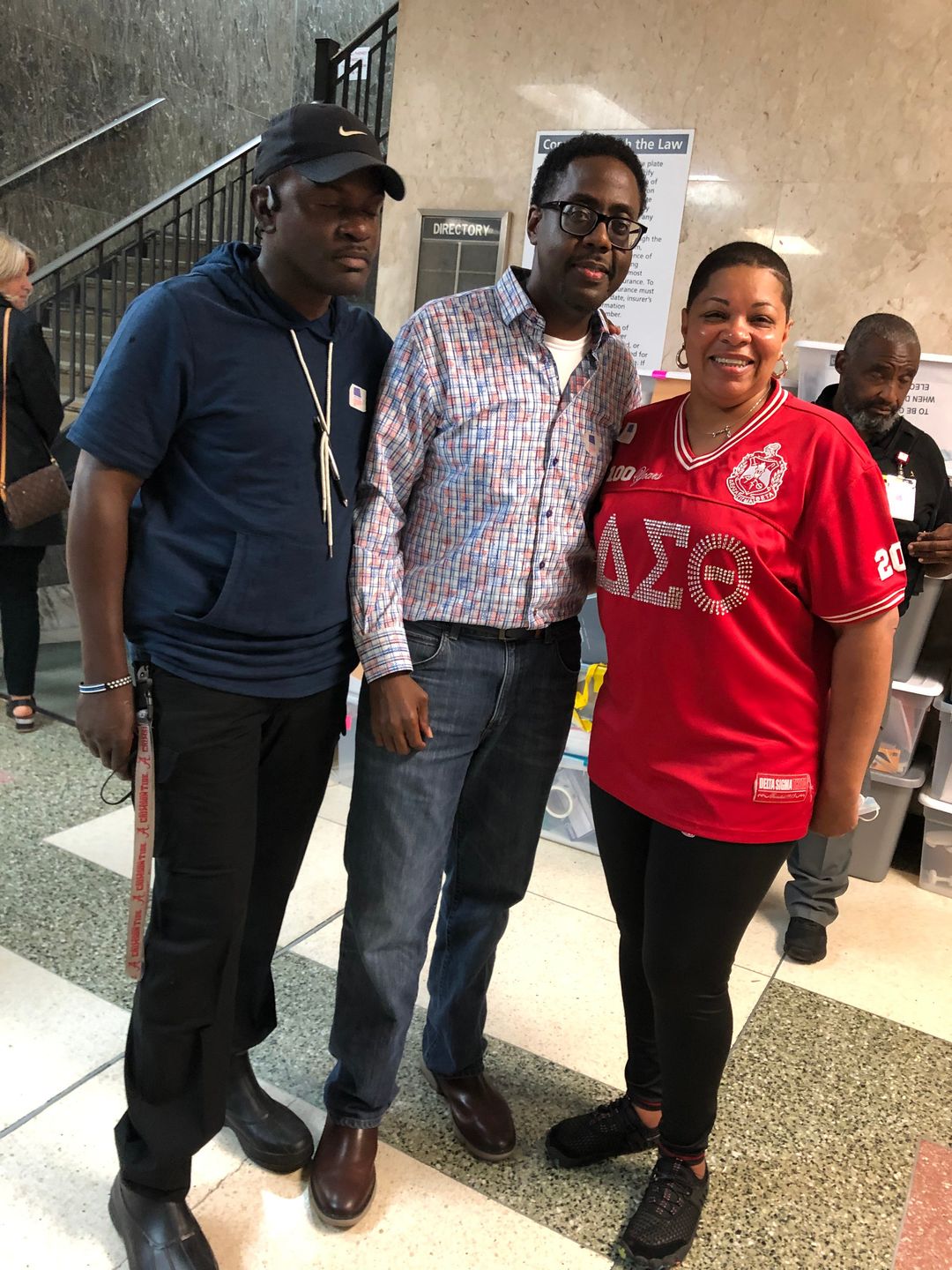 Chestnut easily remains State Rep.; Dailey survives Dallas co. Coroner...