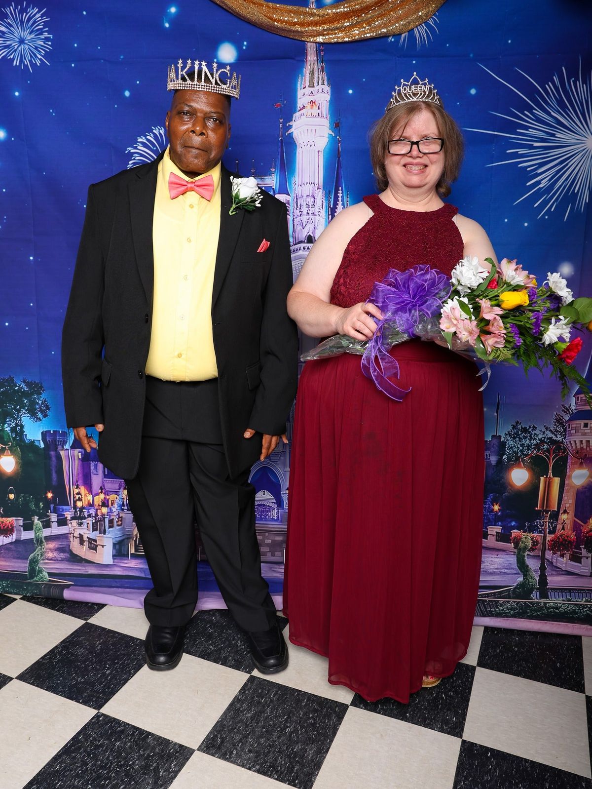 SENIOR PROM: Celebrating a Night of Royal Elegance