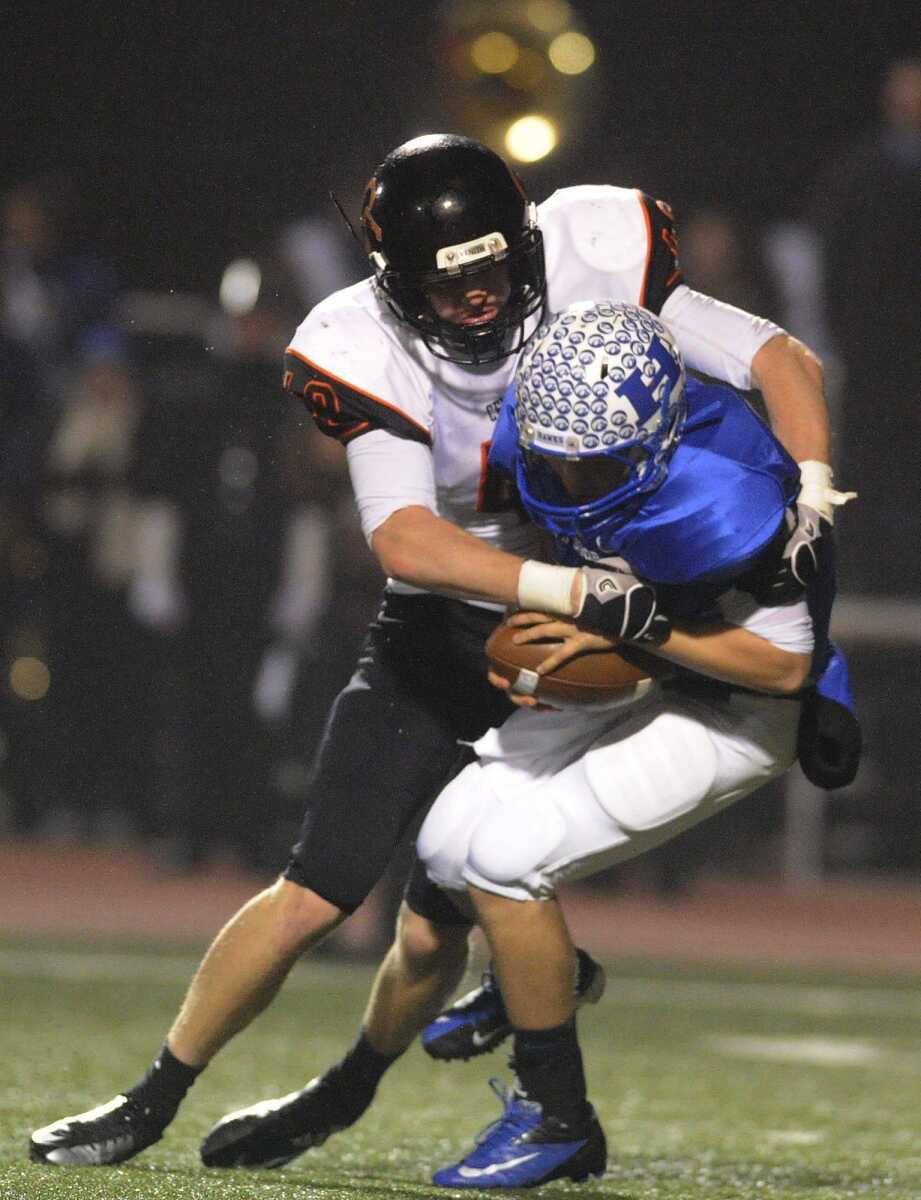 Central football team loses handle on lead, season in final minute of ...