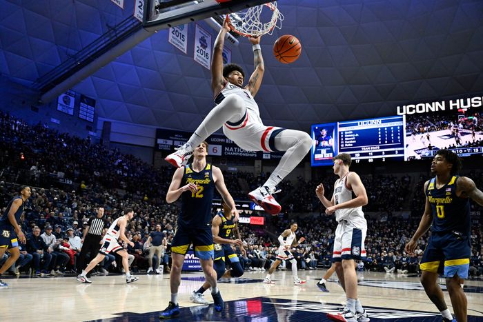 Arizona holds No. 1 spot over Michigan by single point in one of the c...