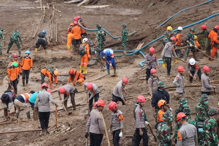 Indonesian marines among 42 missing in deadly West Java landslide