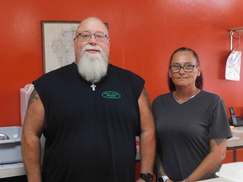 Newly opened Co’Mans Diner celebrates Chaffee with homestyle menu, mem...