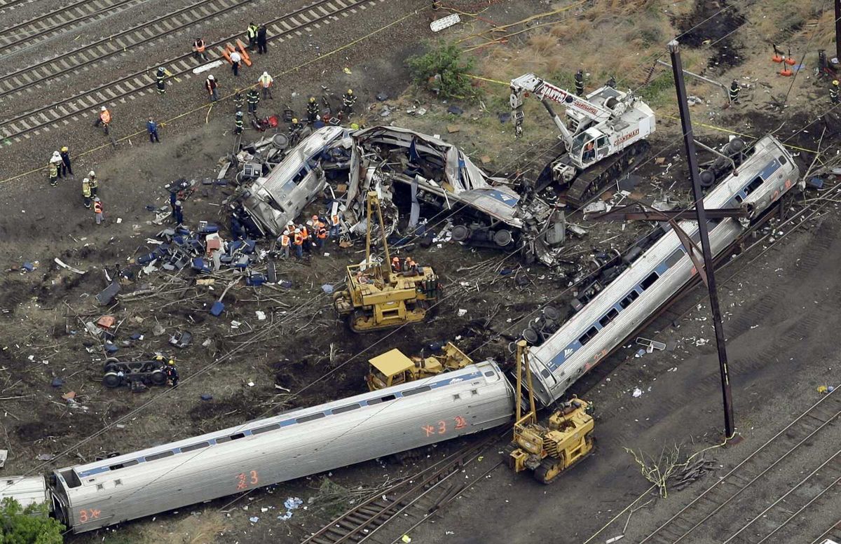 Distracted engineer blamed in deadly Amtrak wreck