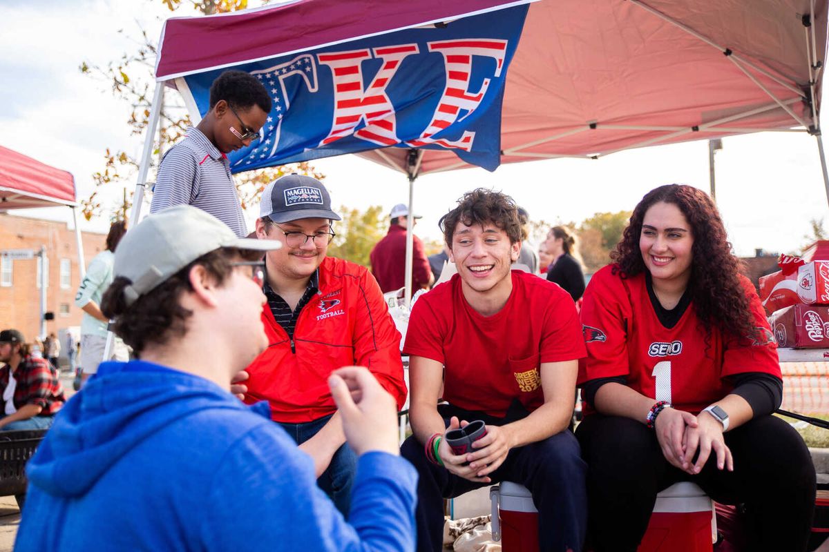 Homecoming tailgate takes over campus
