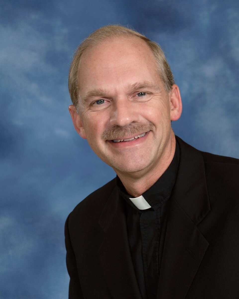 Local priest met Mother Teresa, will attend canonization