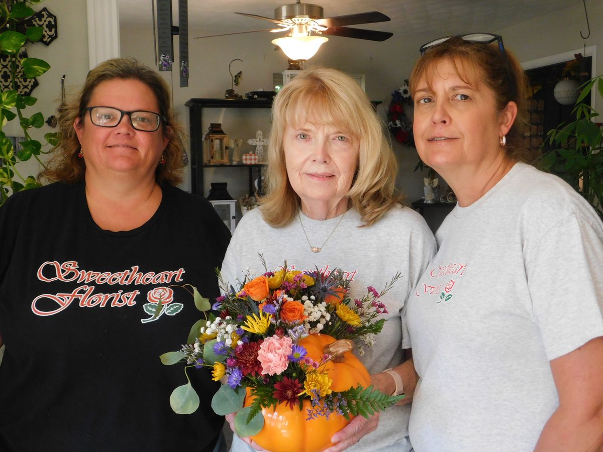 Florists sprout back up after fire burned down business