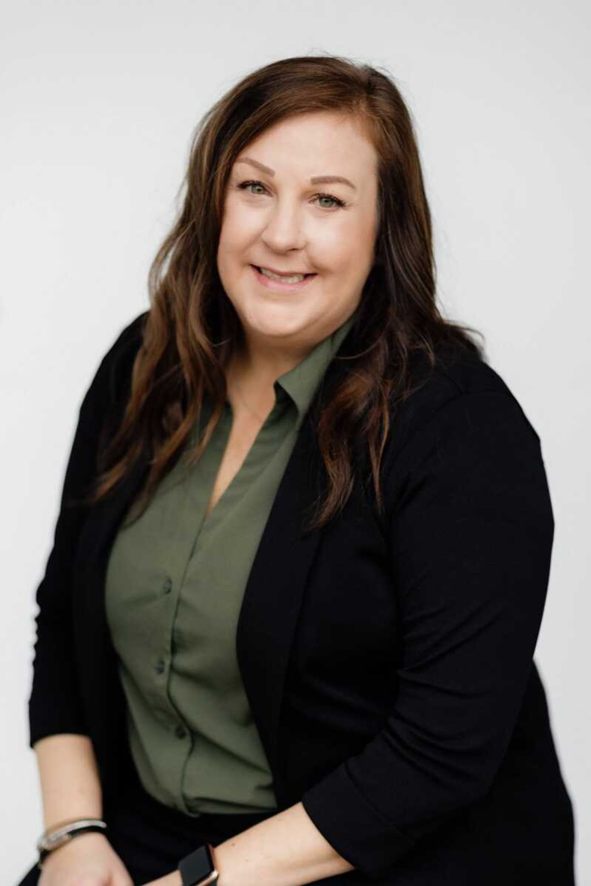 Megan Simpson joins First Midwest Bank as regional retail officer