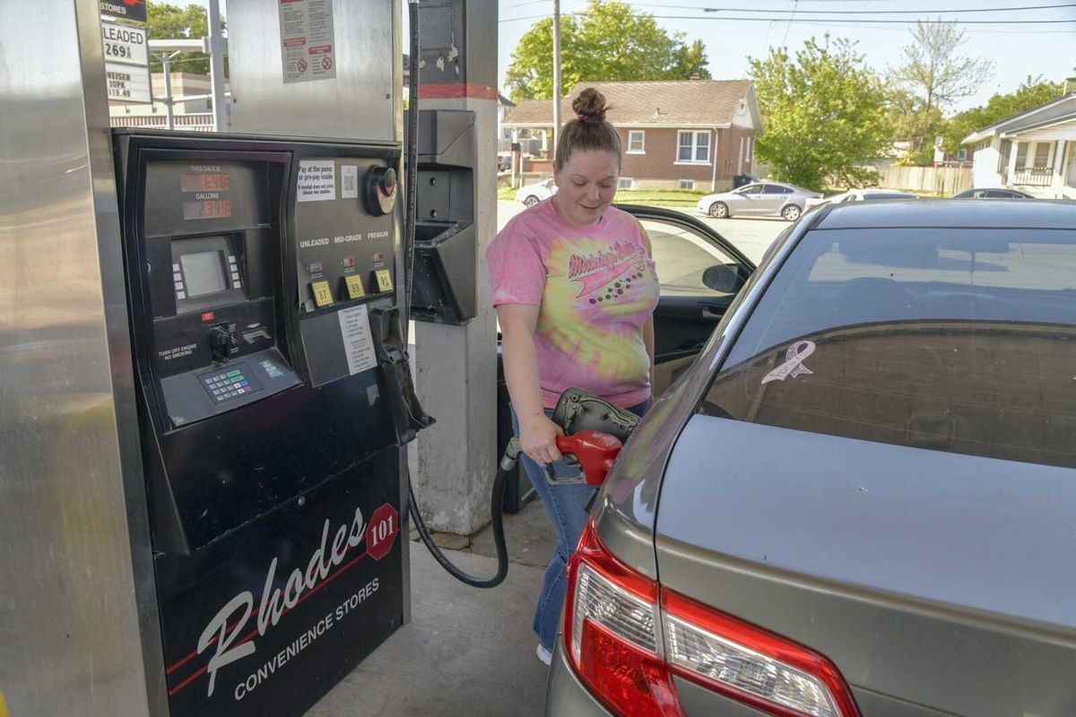 Local gas pump prices continue to rise, nearly $4 a gallon