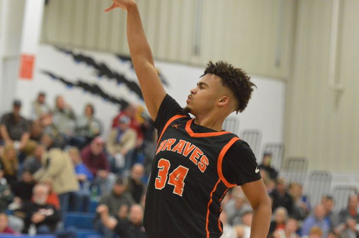 Devin Best, Chaffee edge Scott County Central 69-64 in season opener