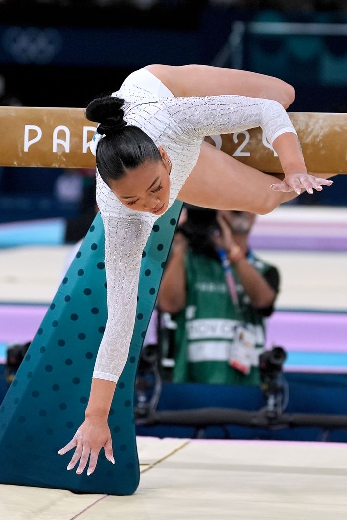 It was unusually quiet at the Olympics balance beam final, and Sunisa ...