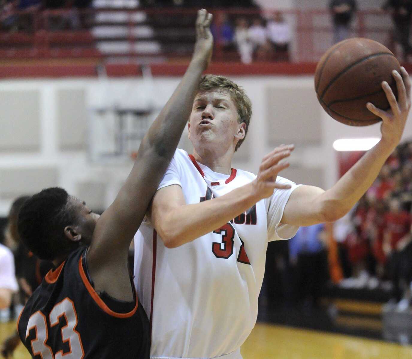 Jackson boys basketball team tops rival Central 57-43