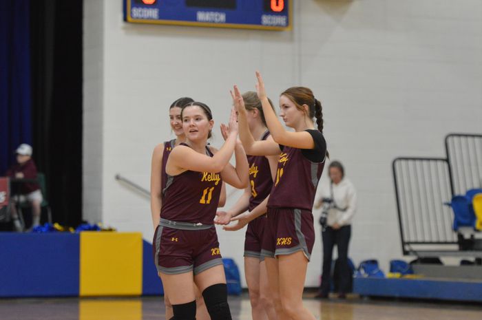 Klipfel’s buzzer-beating 3 sends Kelly girls past Scott City 52-49