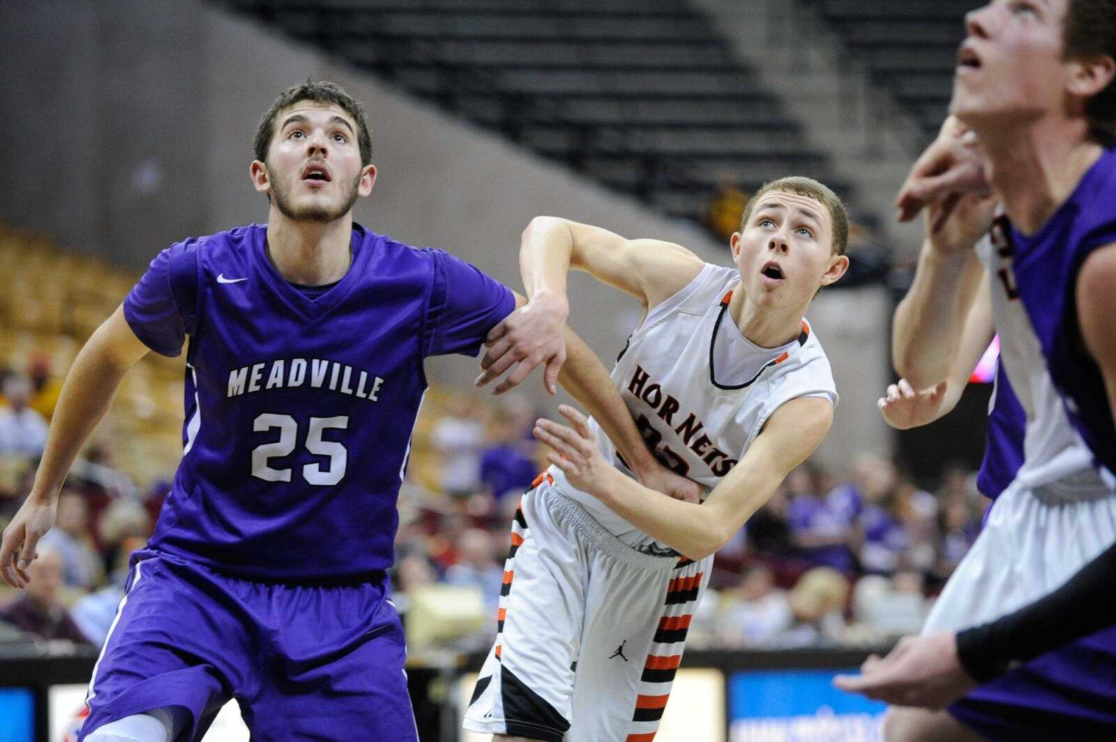 Advance boys basketball team falls to Meadville in Class 1 final four