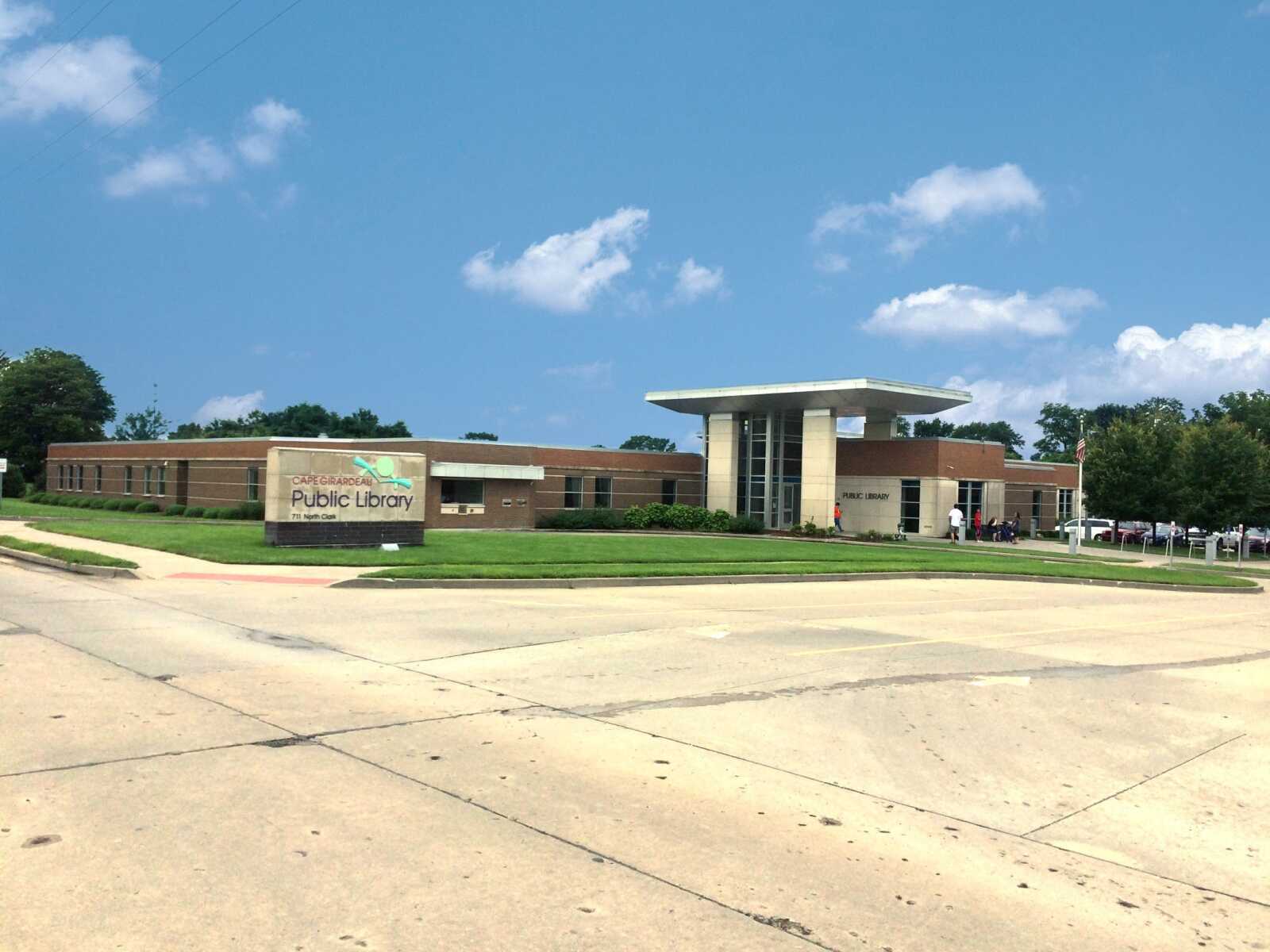 Cape Public Library to install free public wifi in Cape parks with gra...