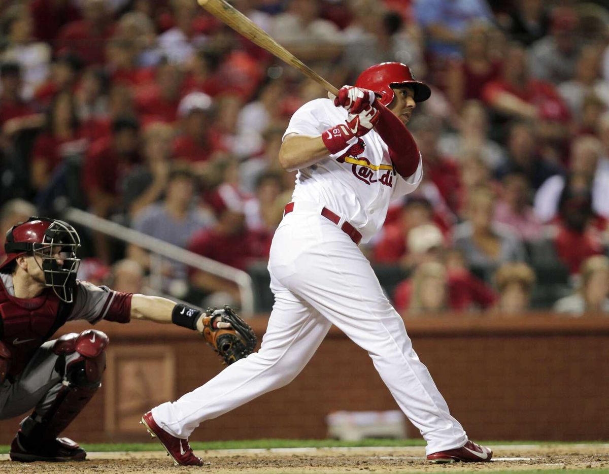 Cardinals starting pitcher Kelly's strong outing takes bite out of Ari...