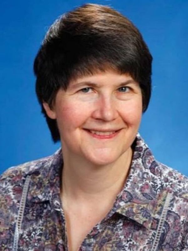 Dr. Sarah Aydt