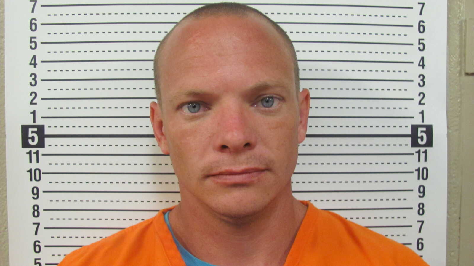 Overnight guest brings drugs, gets busted