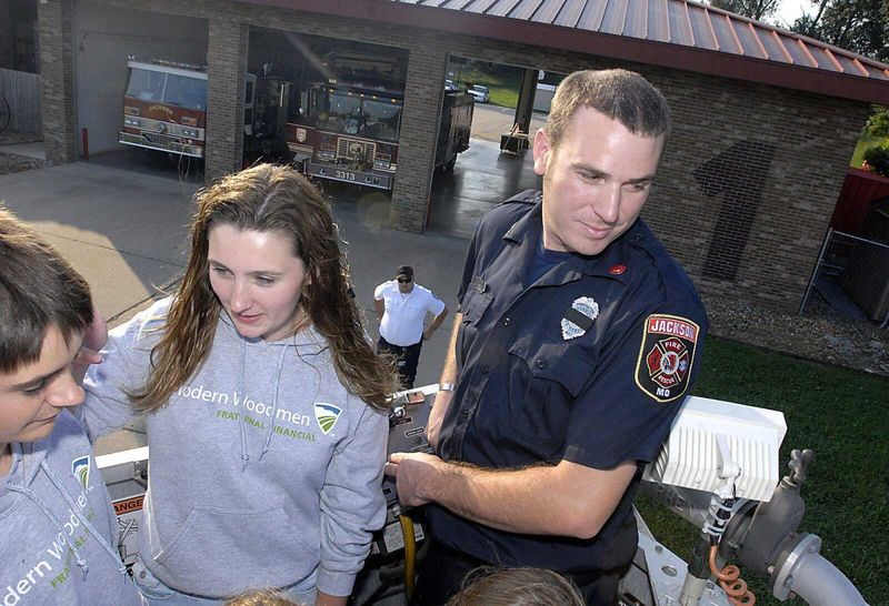 Service & Patriotism: Youth learn the value of volunteering