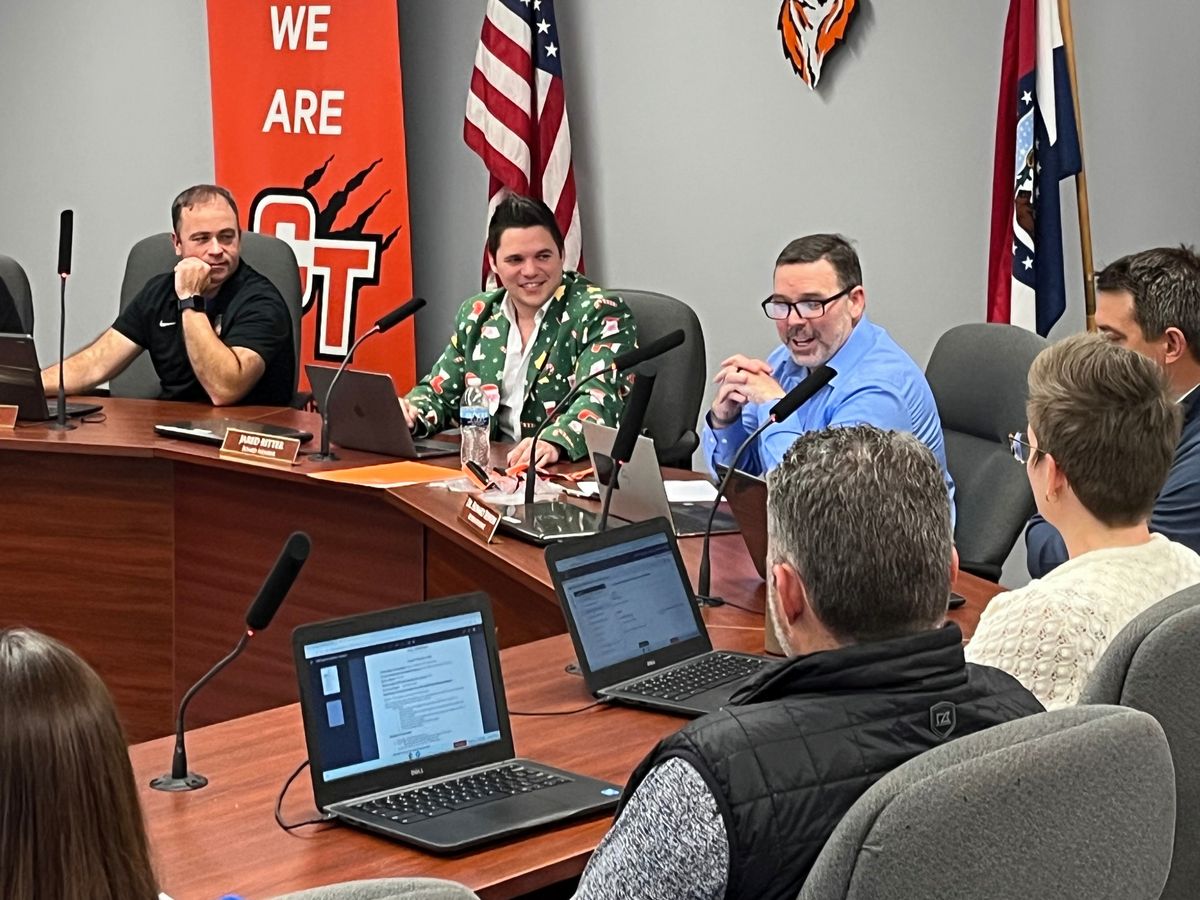 Cape school board approves $17K purchase of lot near Cape Central Acad...