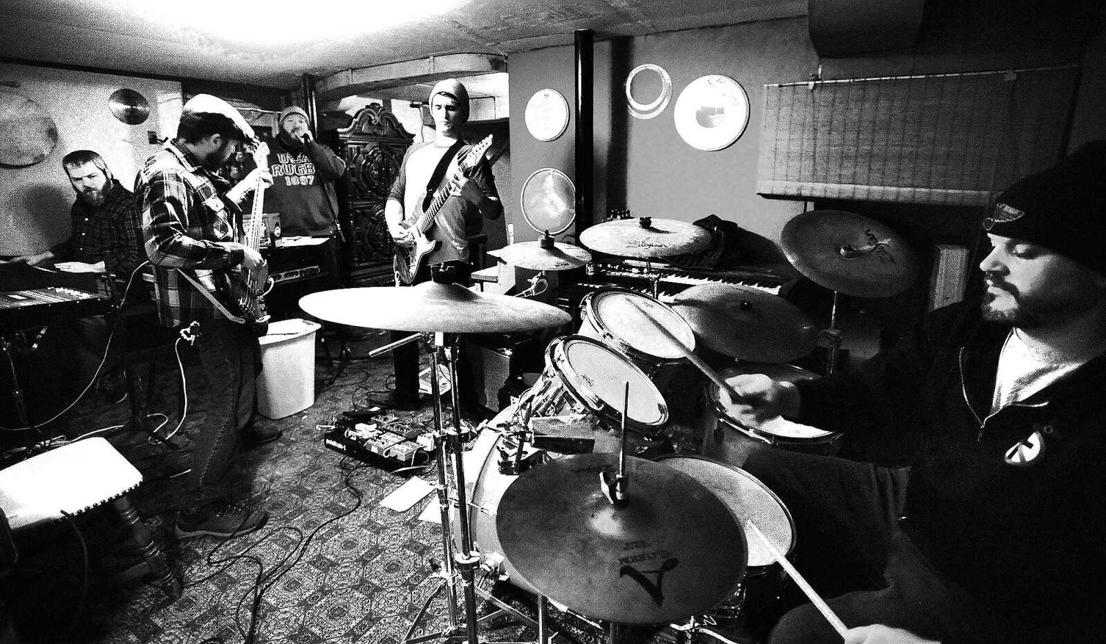 All in fun: 15-year bar-scene vets Tone Def All-Stars don't take thing...