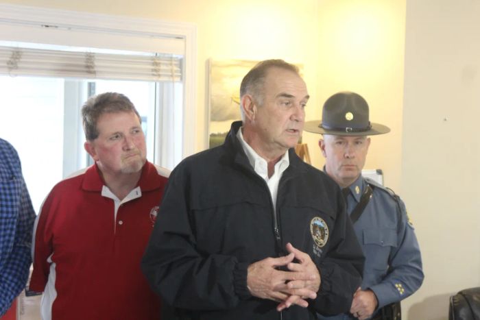 Missouri honors fallen fire chief Garry Moore with flags at half-staff...