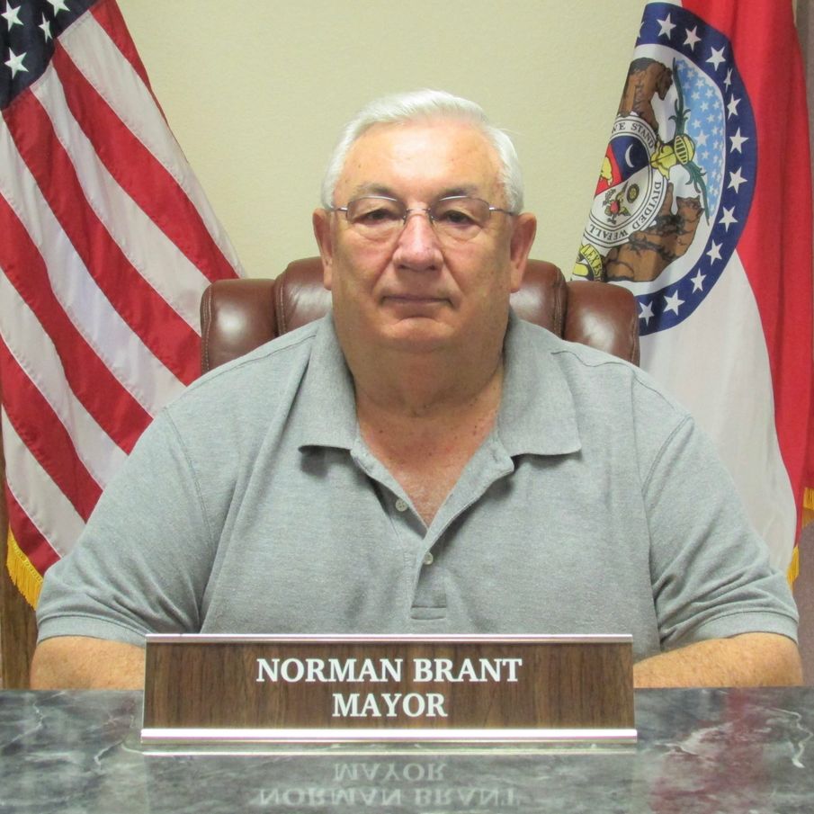 Scott City mayor charged with misdemeanor assault