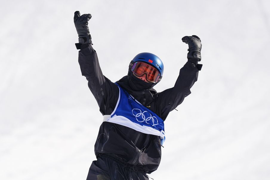 Chinese snowboarder Su Yiming celebrates birthday with Olympic gold in...