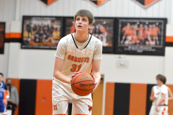 Advance remembers Carl Ritter during home basketball win