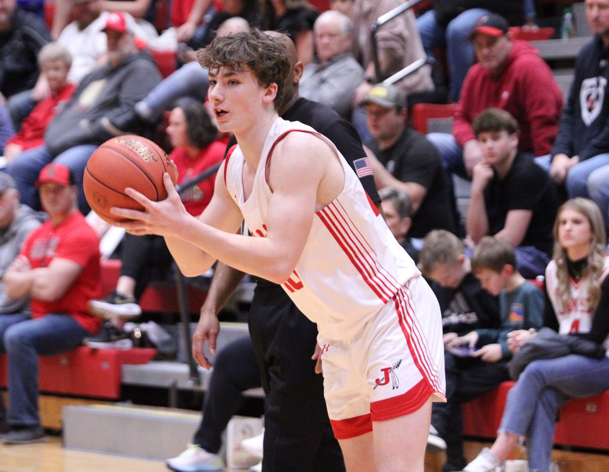 Seckman's sharp shooting leaves Jackson boys behind in home finale