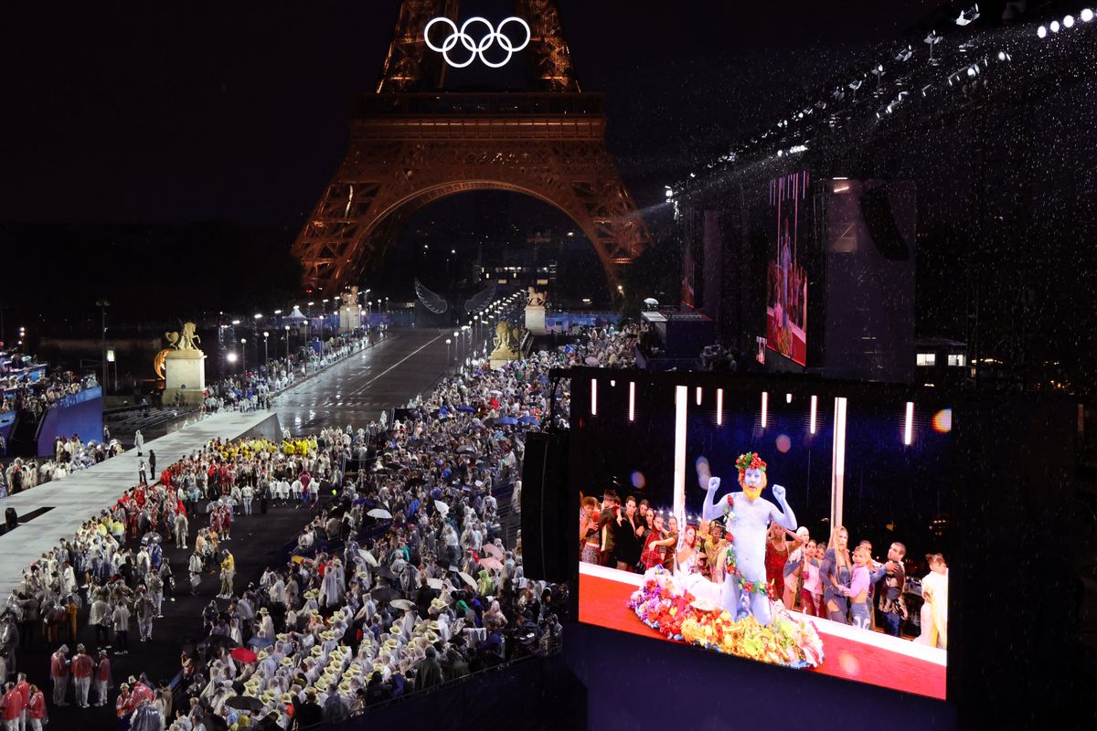 Paris 2024 Olympic torches and Dionysus crown from Seine ope...