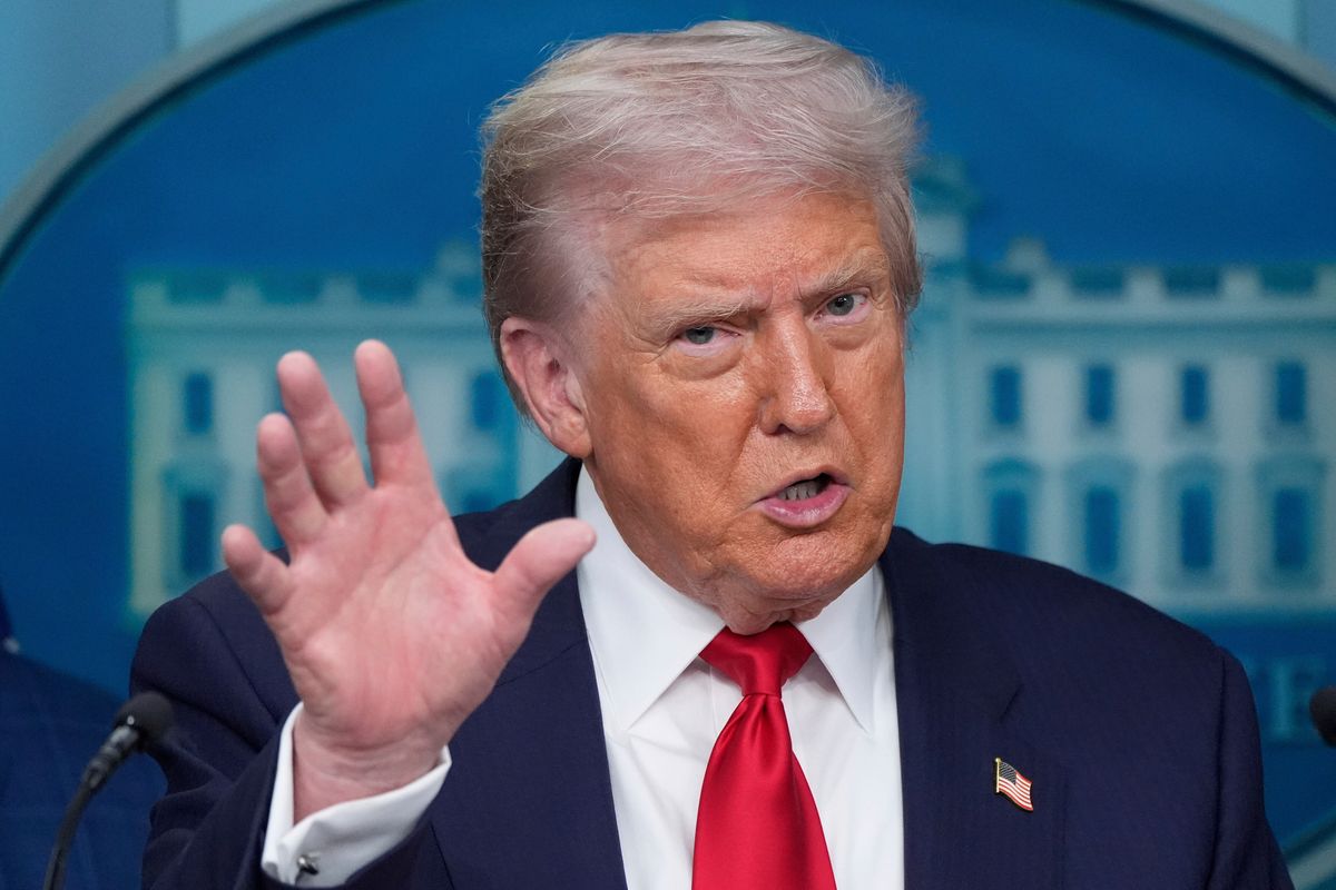 Trump placing Washington police under federal control, activating Nati...