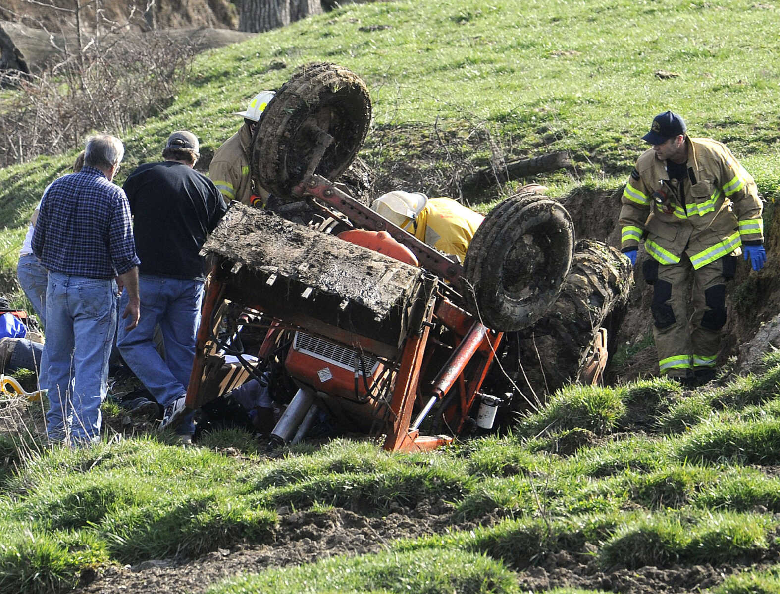71-year-old man hurt in tractor rollover