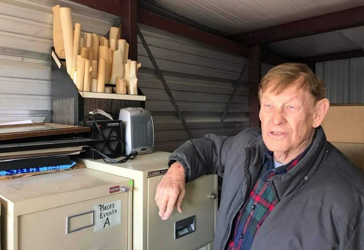 Frank Nickell donates personal history archive to Kellerman Foundation