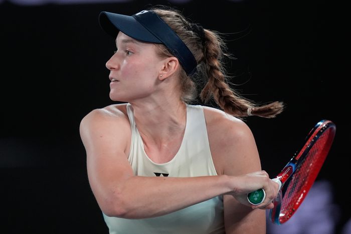 Sabalenka into fourth straight Australian Open final and fac...