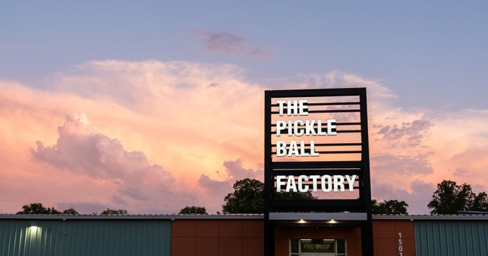 Cape's The Pickleball Factory hosts pro-style Pickle Bowl th...