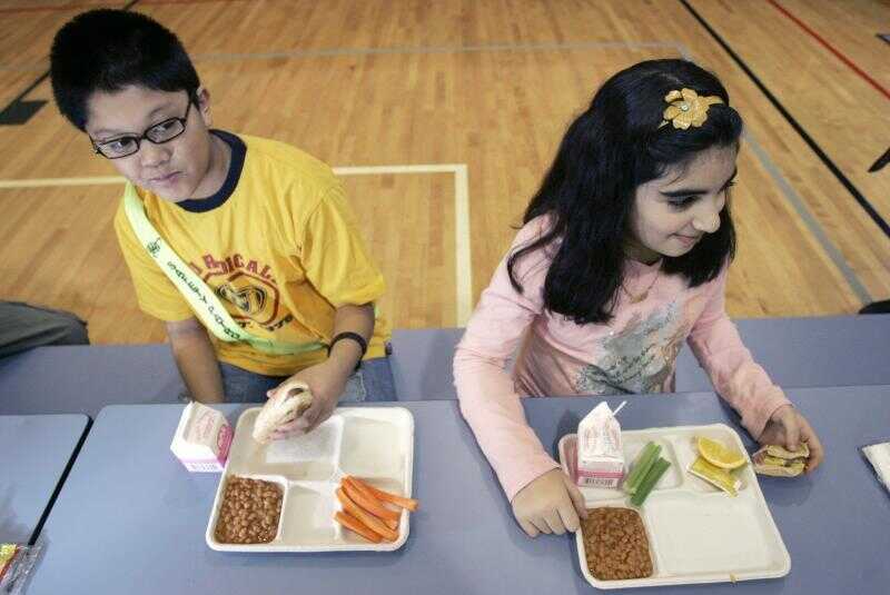 More students adapting to lack of junk food in school cafeterias