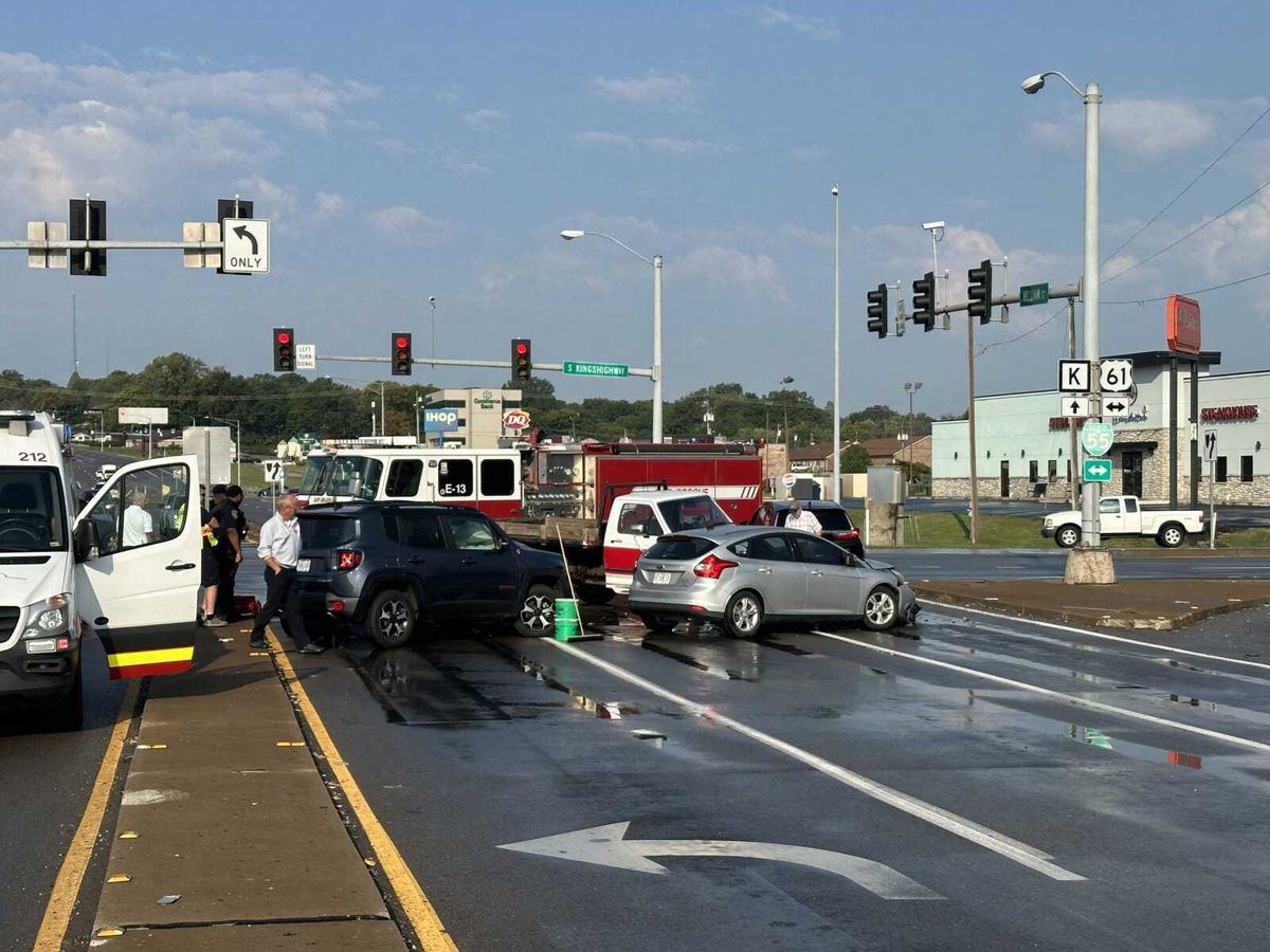 Multivehicle crash on William Street