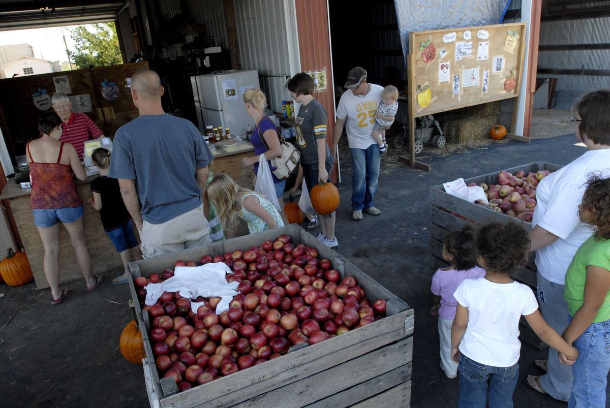 Sam Beggs, Pioneer Orchard Market founder, left a legacy