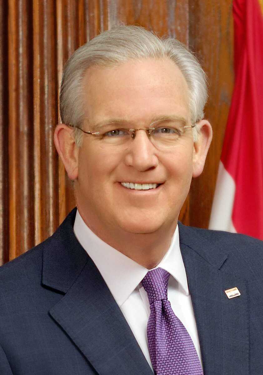 Rep. Swan disputes governor's tax-bill claims