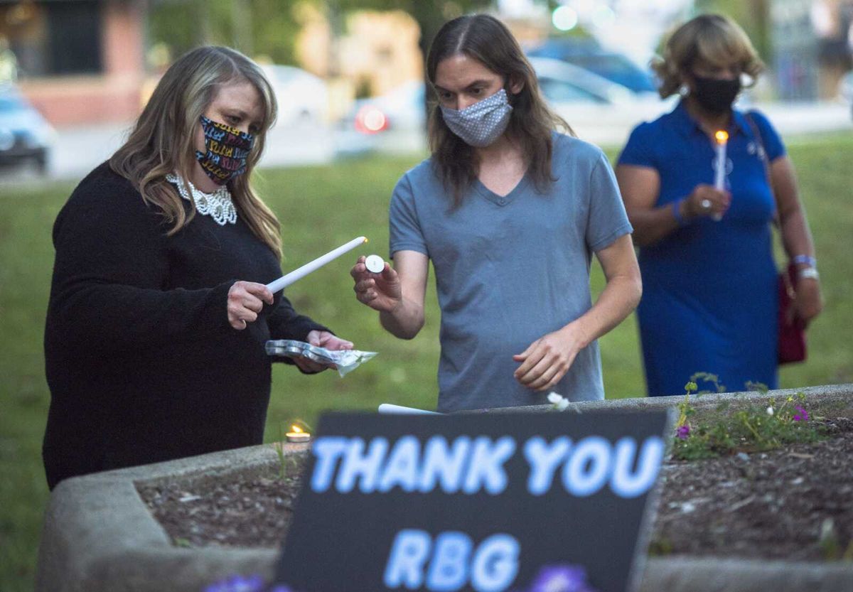 Ginsburg honored at candlelight vigil in Capaha Park