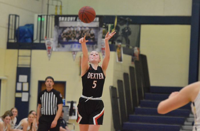 Menley, Nichols pace Dexter GBB in 71-47 win over Saxony Lut...