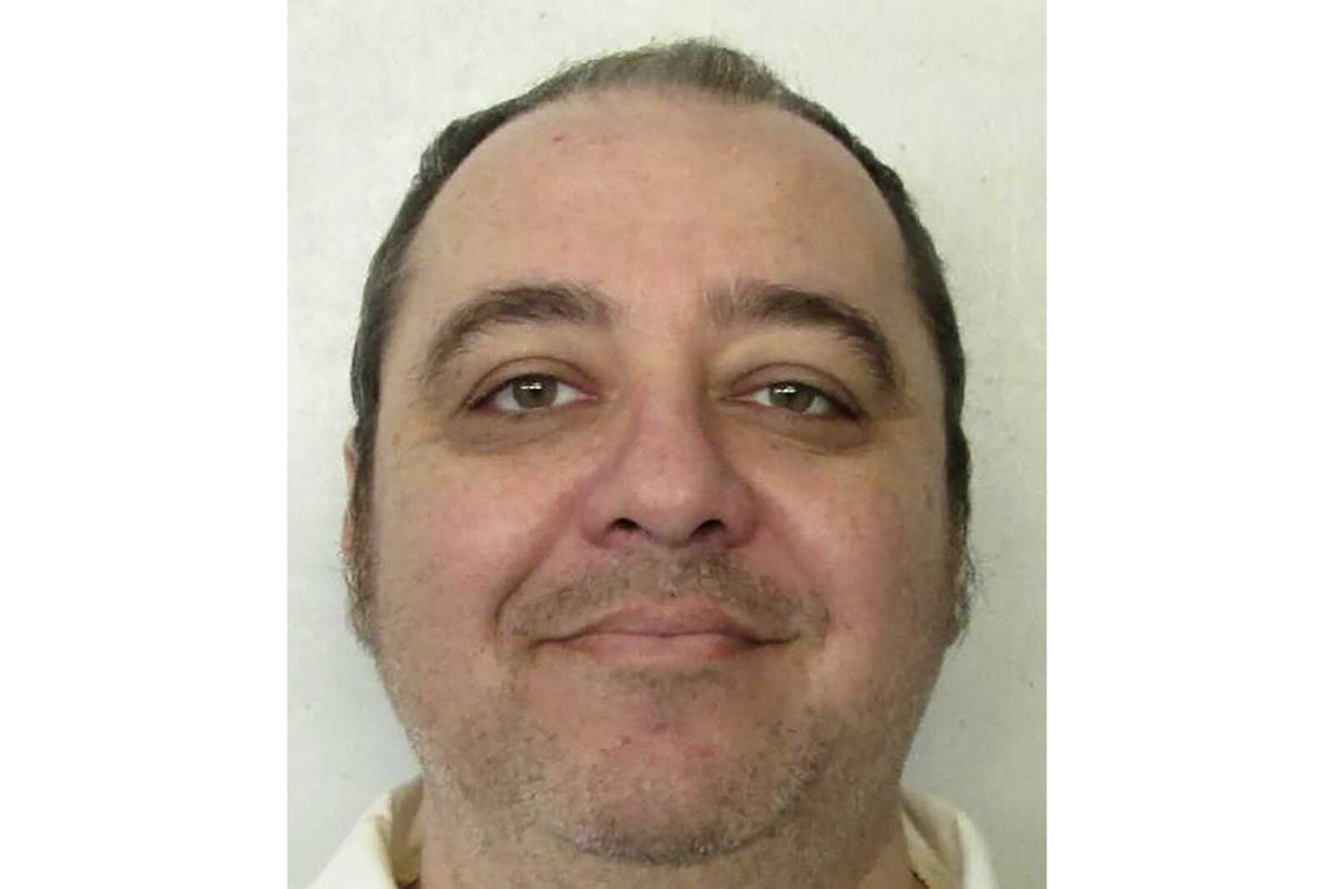 Alabama executes a man with nitrogen gas, first time new met...