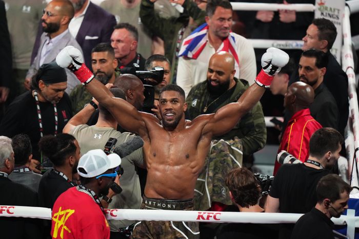 Former world heavyweight champion Anthony Joshua is 'stable' after 2 d...