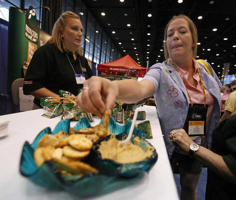 Vendors pitch healthier school cafeteria foods for children